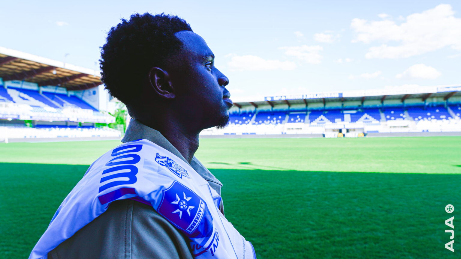 Marvin Senaya rejoint l’AJA